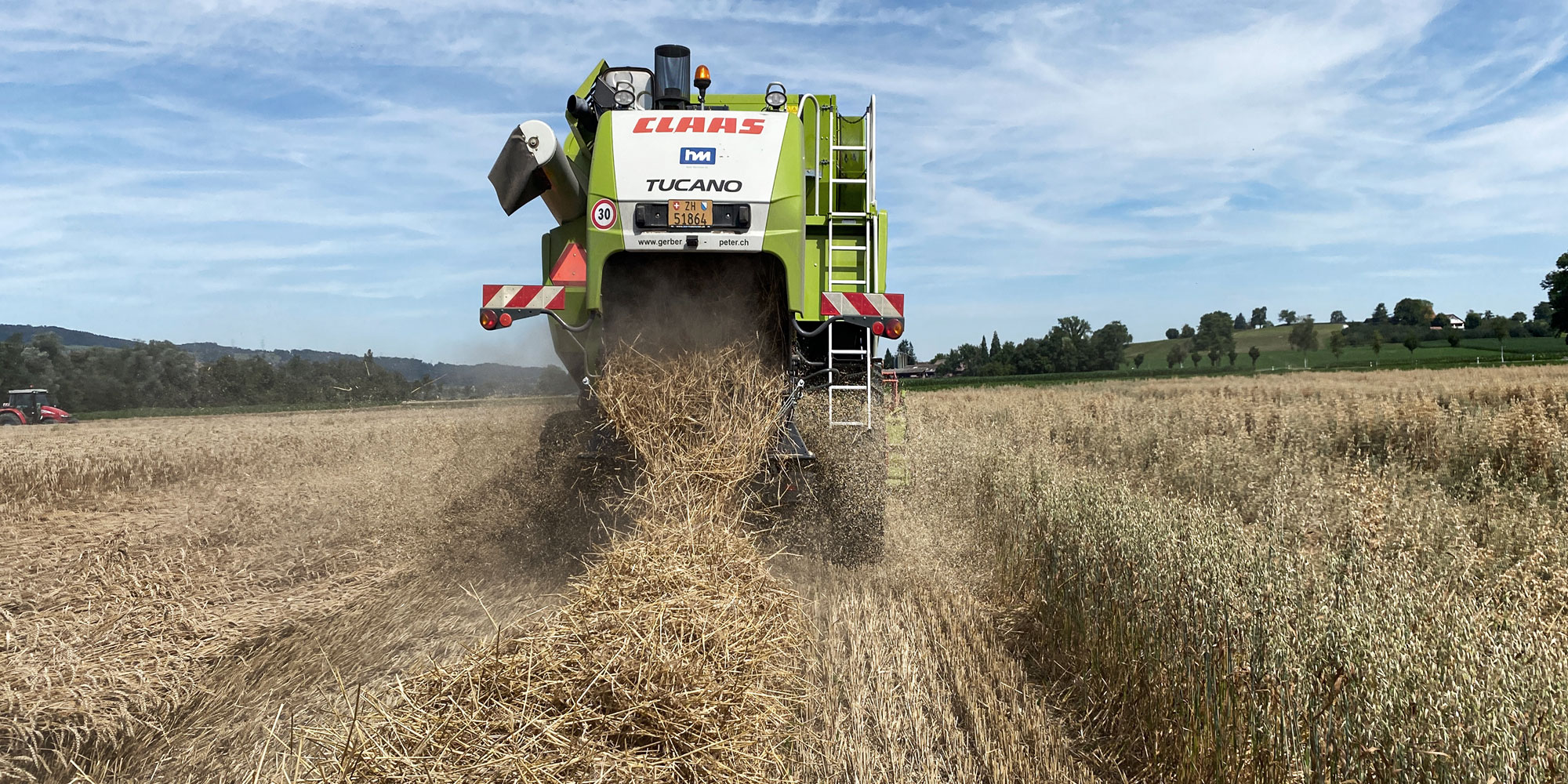 Hol die goldnen Garben - Getreideernte Rafz - FarmTicker